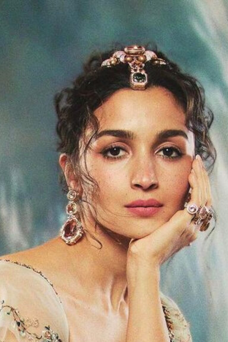 40 Stunning Indian Hairstyles for Women to Try in 2025 – Fashion Trend ...