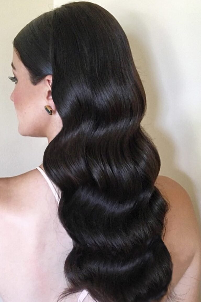 25 Slicked Back Hairstyles Ideas for 2025 – Fashion Trend Hacks