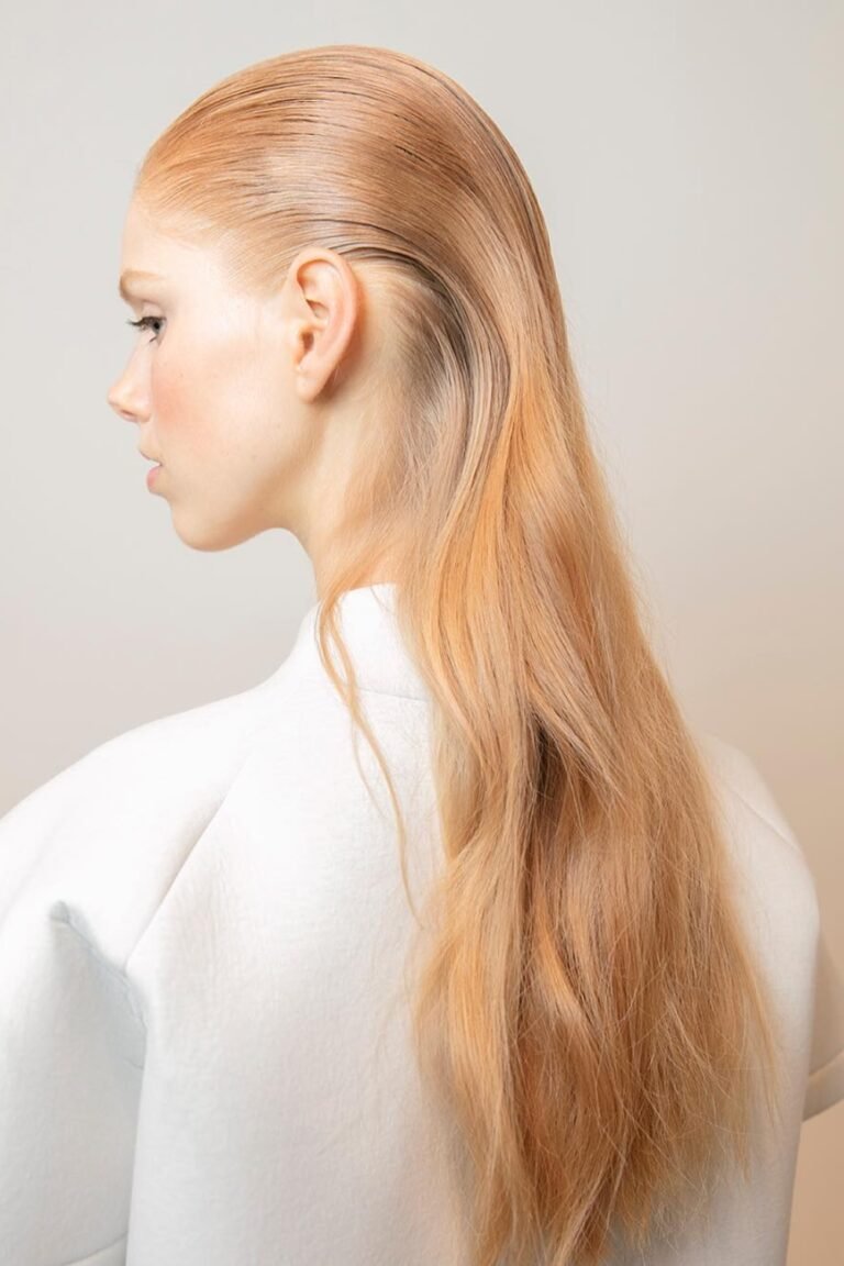 25 Slicked Back Hairstyles Ideas for 2025 – Fashion Trend Hacks