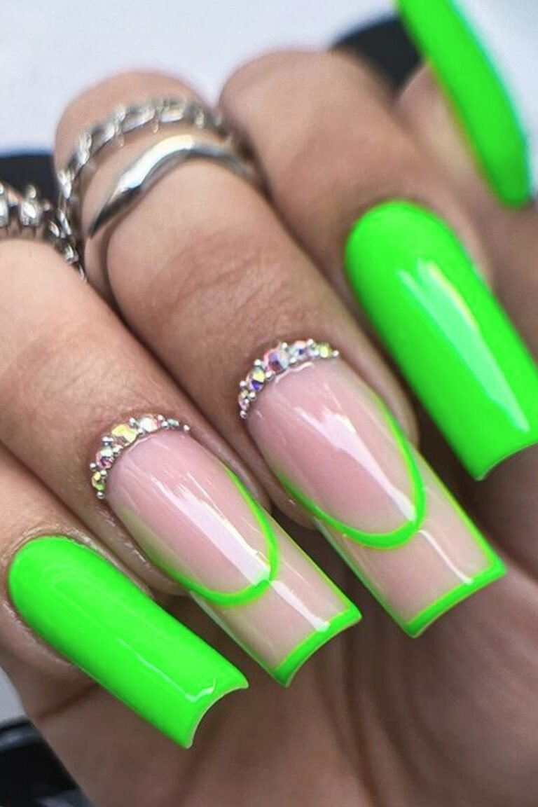 30 Stunning Green Nail Designs to Rock in 2025 – Fashion Trend Hacks