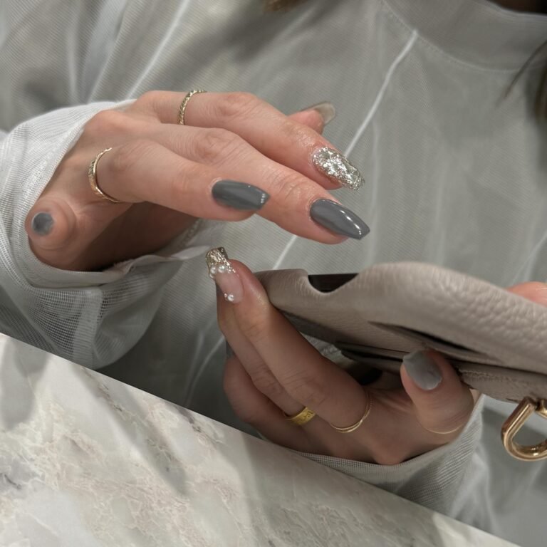 38 Stunning Gray Nail Ideas Perfect for 2025 – Fashion Trend Hacks
