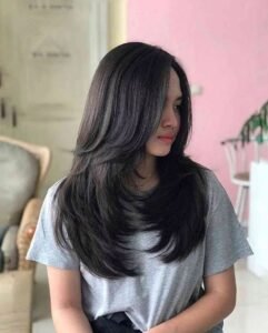33 U-Shaped Haircut Ideas 2024 – Fashion Trend Hacks