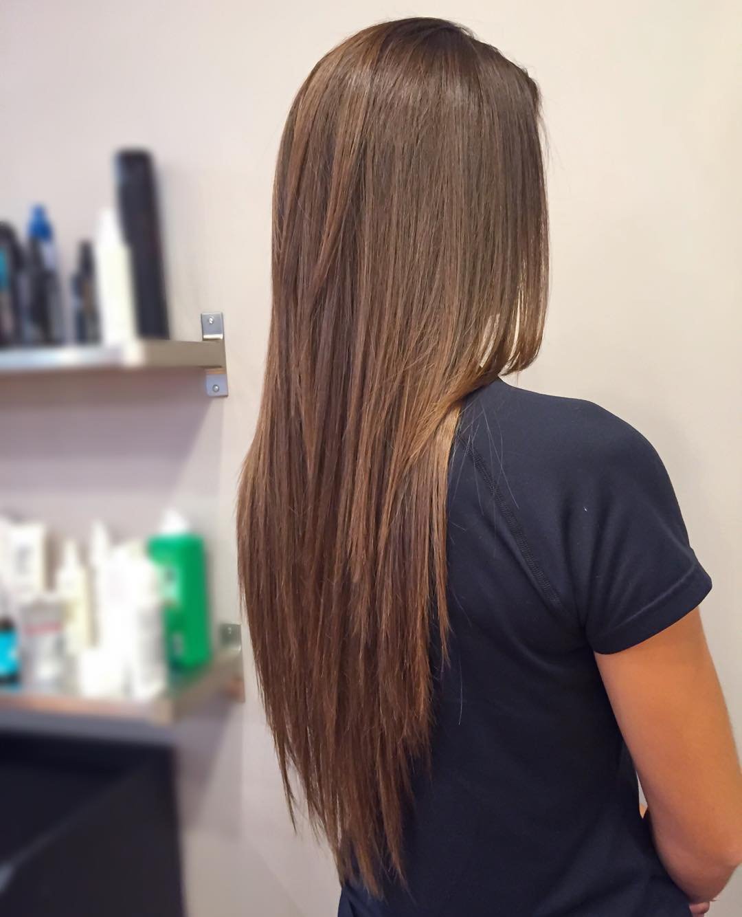 32 V Haircut Ideas for a Flawless Layered Look 2024 – Fashion Trend Hacks