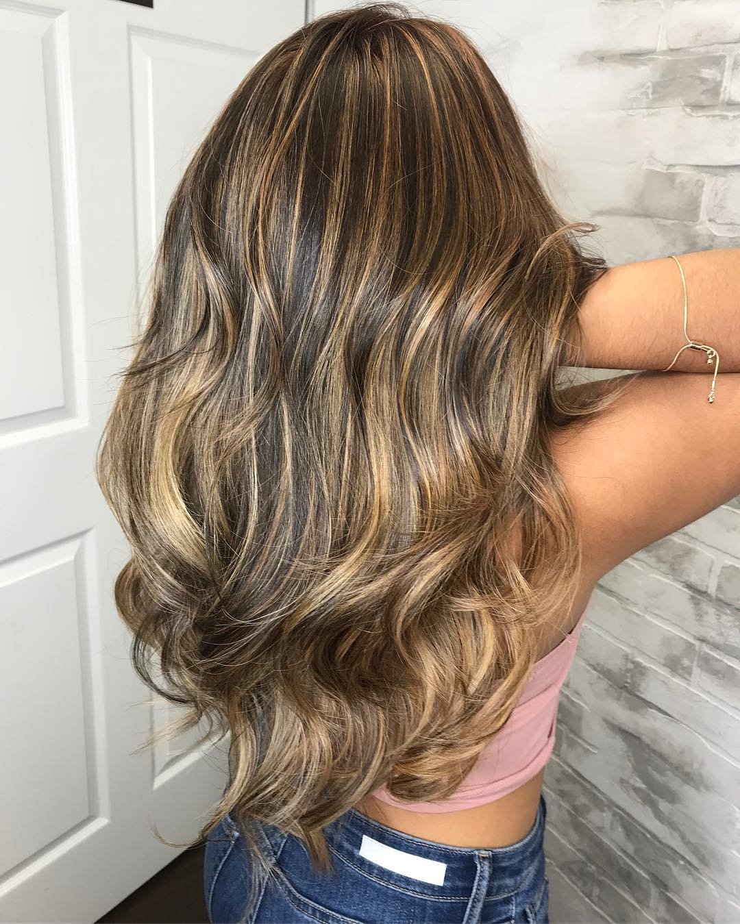 32 V Haircut Ideas for a Flawless Layered Look 2024 – Fashion Trend Hacks