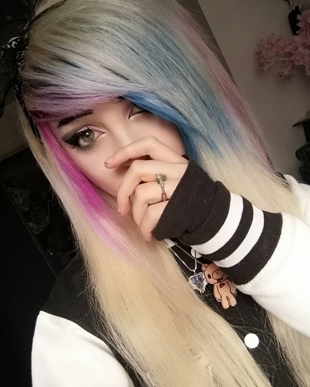 28 Bold and Unique Emo Haircut Ideas 2024 – Fashion Trend Hacks