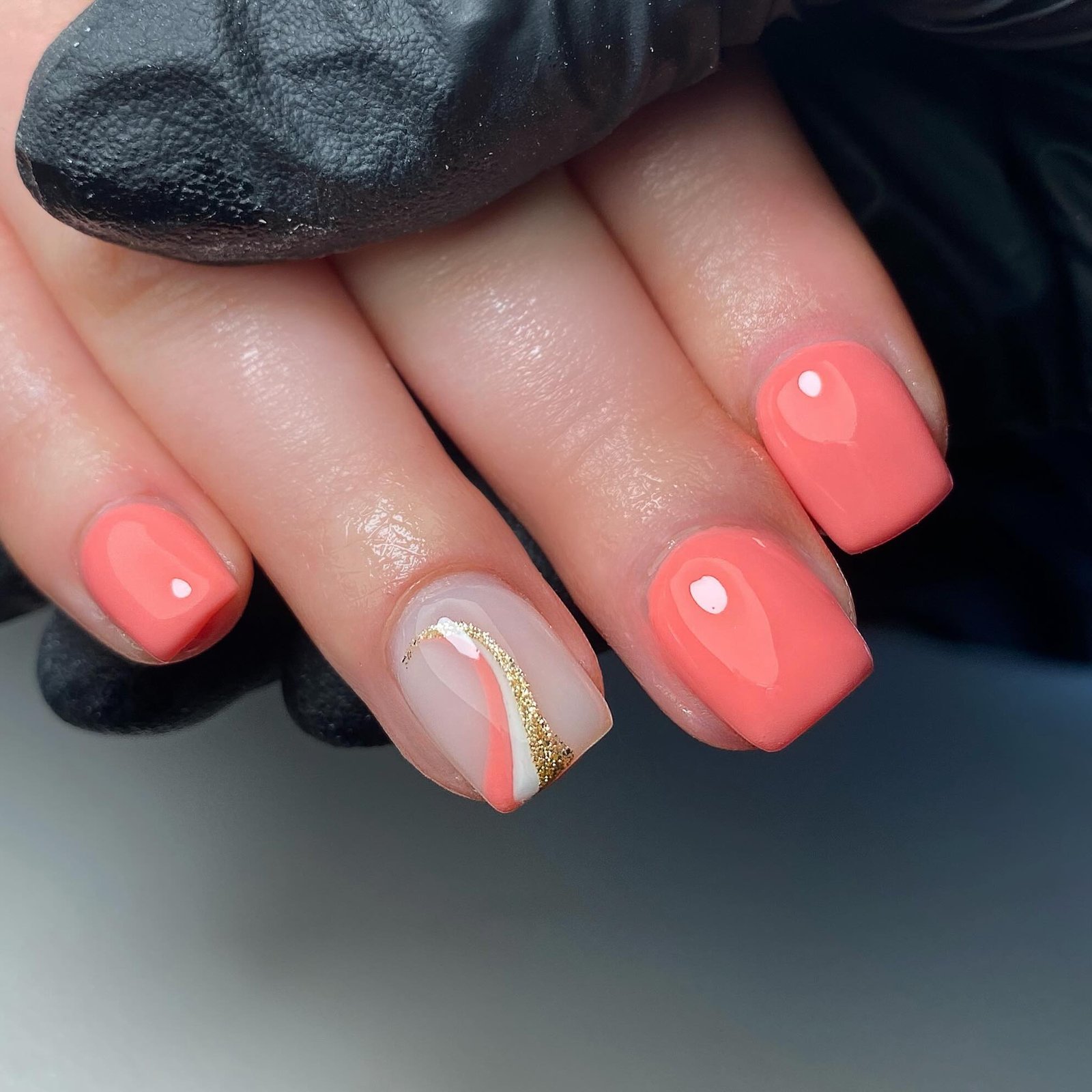 37 Stunning Coral Nail Ideas for 2025 – Fashion Trend Hacks
