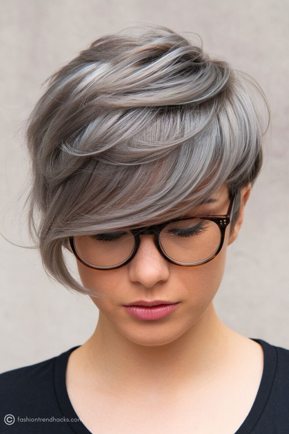 22 Grey Hairstyles for Women 2024 – Fashion Trend Hacks